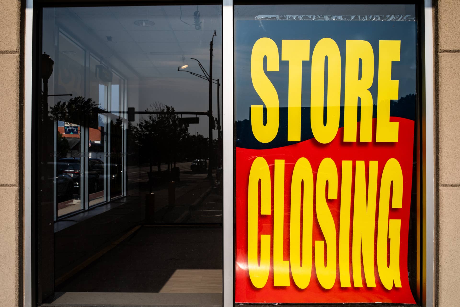 After closing 23 locations, burger chain sells 30 restaurants - TheStreet