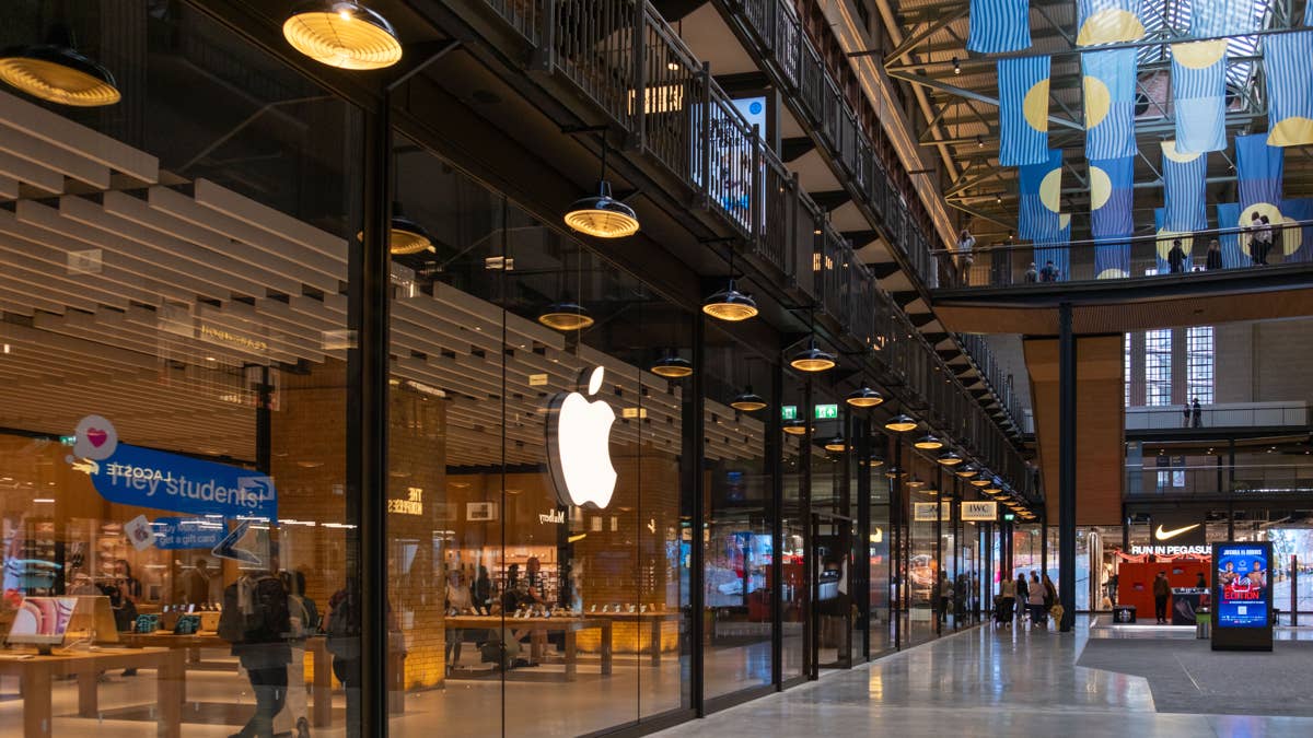 Apple is coming for the entire $200 billion glasses market - TheStreet