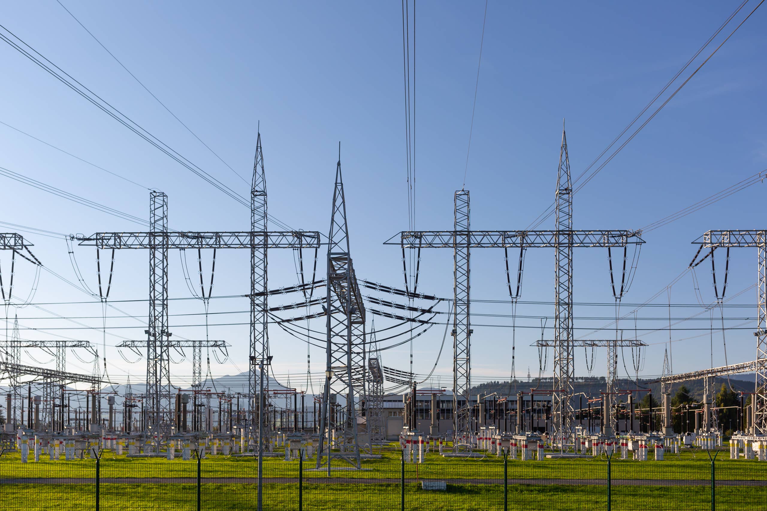 Goldman Sachs issues warning on AI’s surging power demand - TheStreet