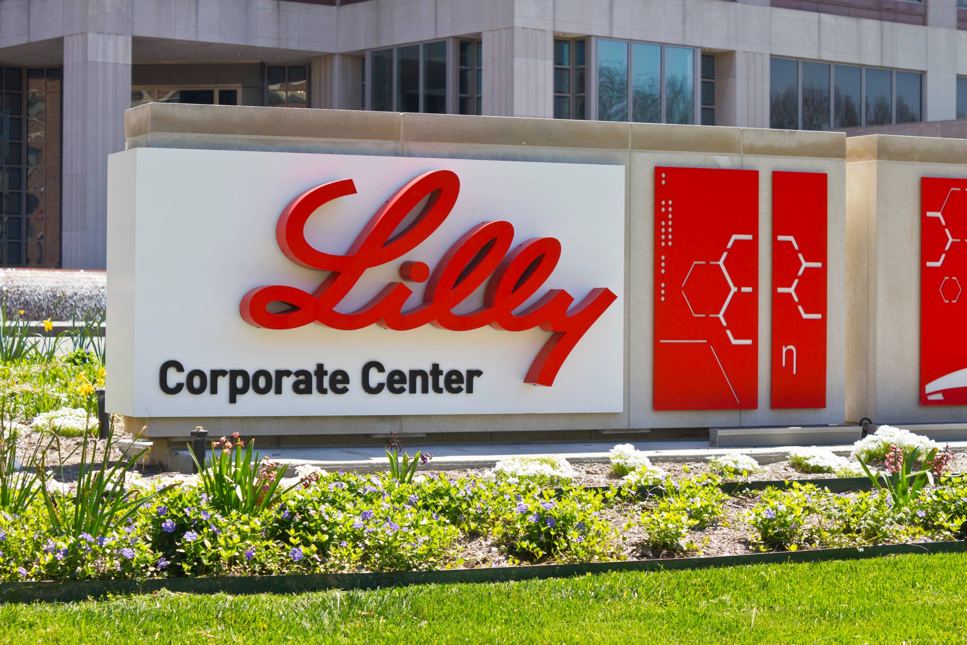 Eli Lilly scores a first in major pharma milestone - TheStreet