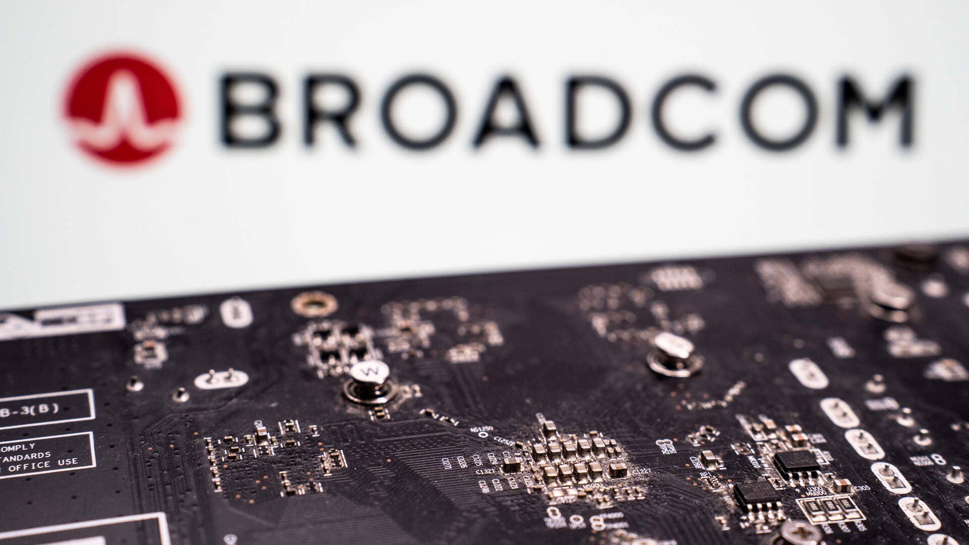 HSBC massively revamps Broadcom's stock price target - TheStreet