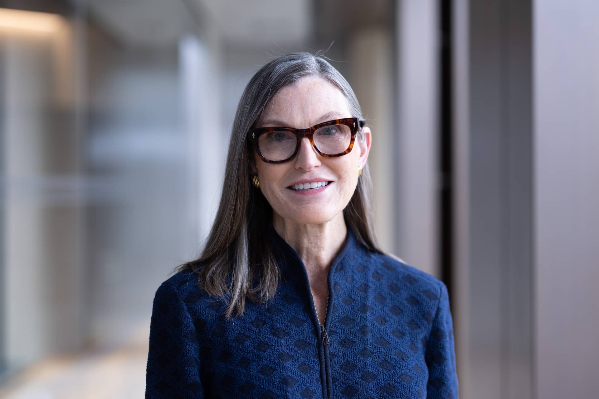 Cathie Wood buys $4.3 million of tumbling tech stock | DASH - TheStreet