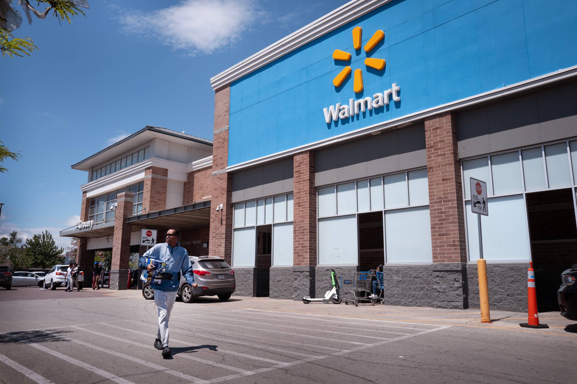 Walmart plans drastic product change as customers switch gears - TheStreet
