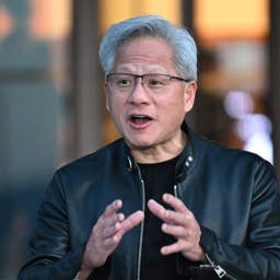 Verizon CEO sends shocking message to employees - TheStreet