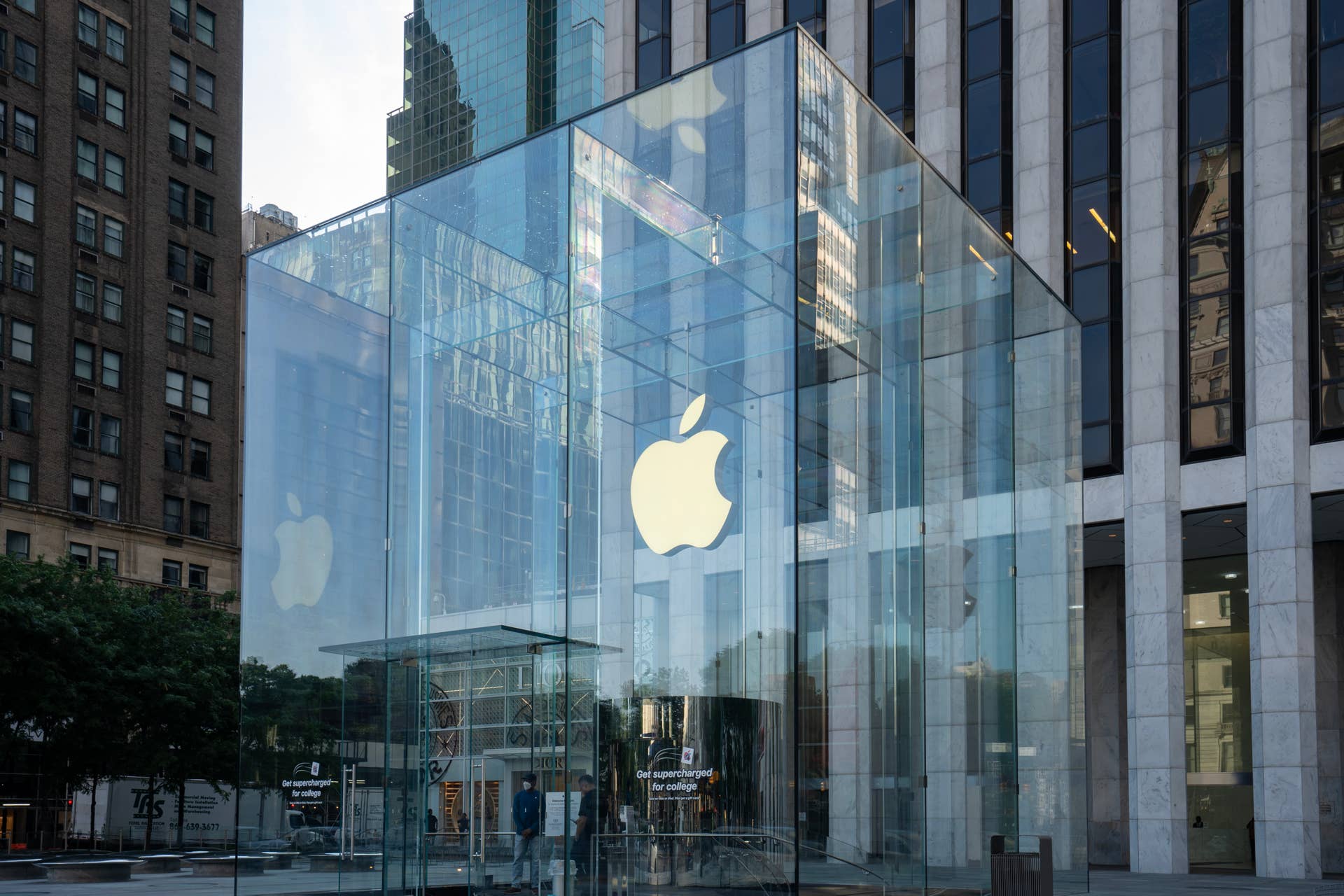 Apple answers Wall Street’s biggest AI concern - TheStreet