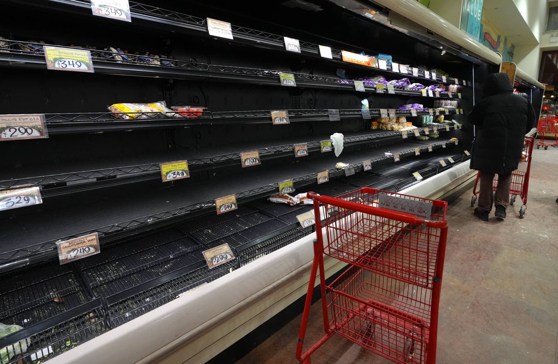 Grocery chain resumes store closures after monthslong pause - TheStreet