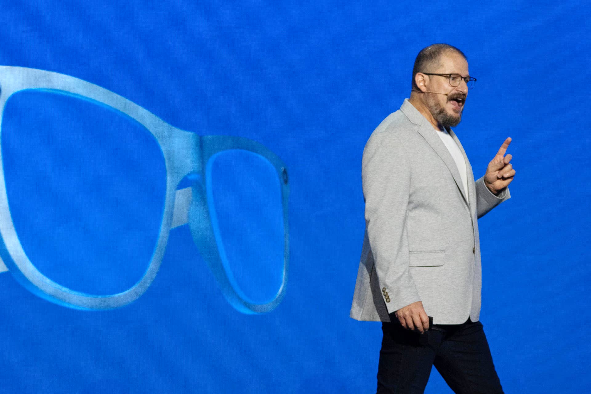 Qualcomm CEO plans to kill app store with AI - TheStreet