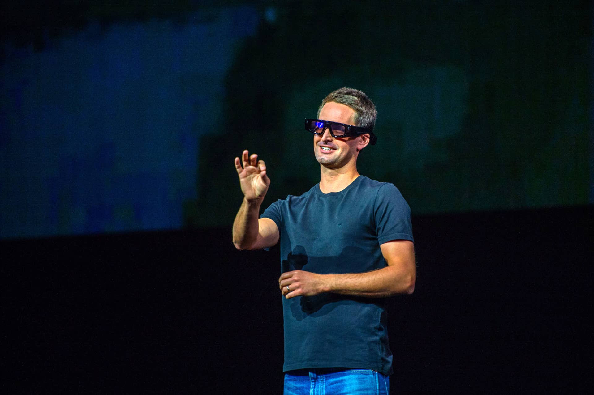 Snap thinks it can beat Apple, Meta and Google to your face - TheStreet