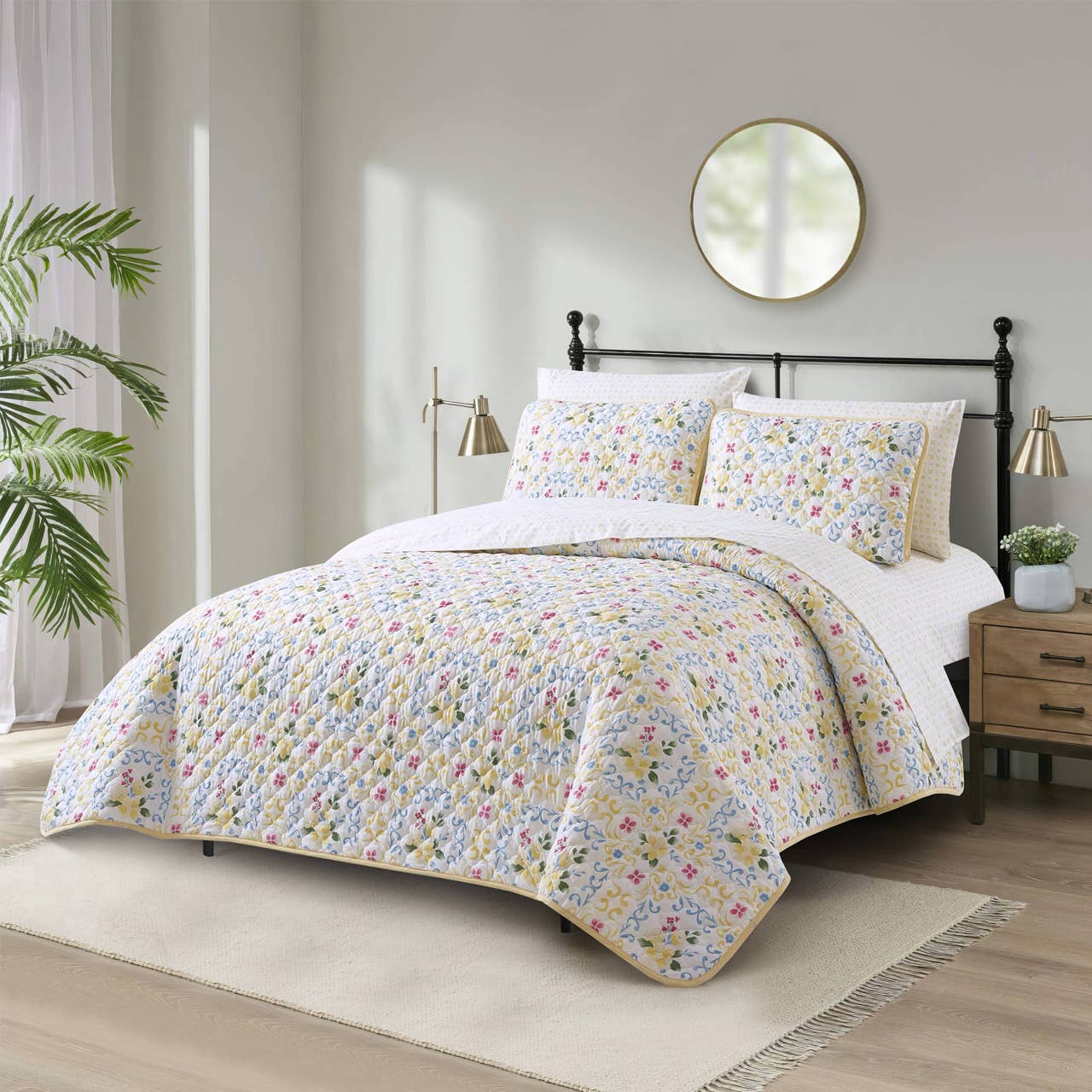 Walmart is selling an $85 farmhouse quilt set for $38 - TheStreet
