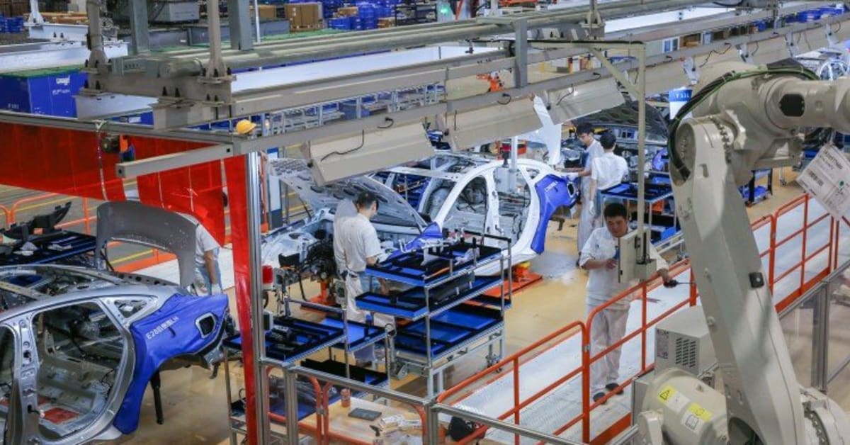 Tesla's Big Problem Keeps Growing - TheStreet