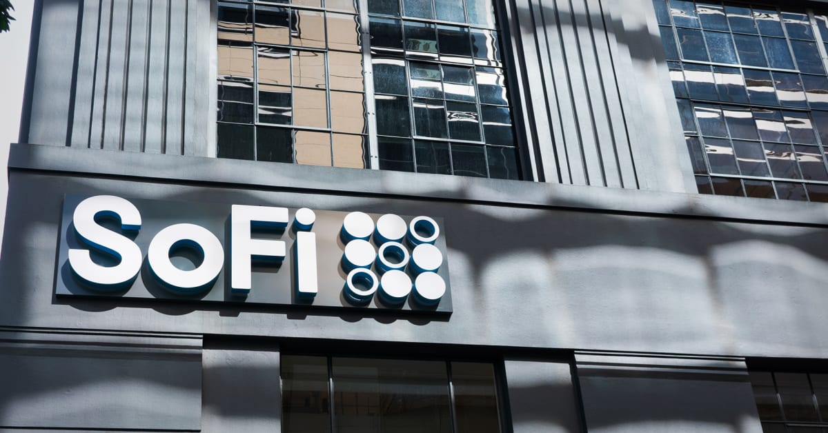 How Far Can SoFi Stock Rally? Chart Provides a Clue - TheStreet