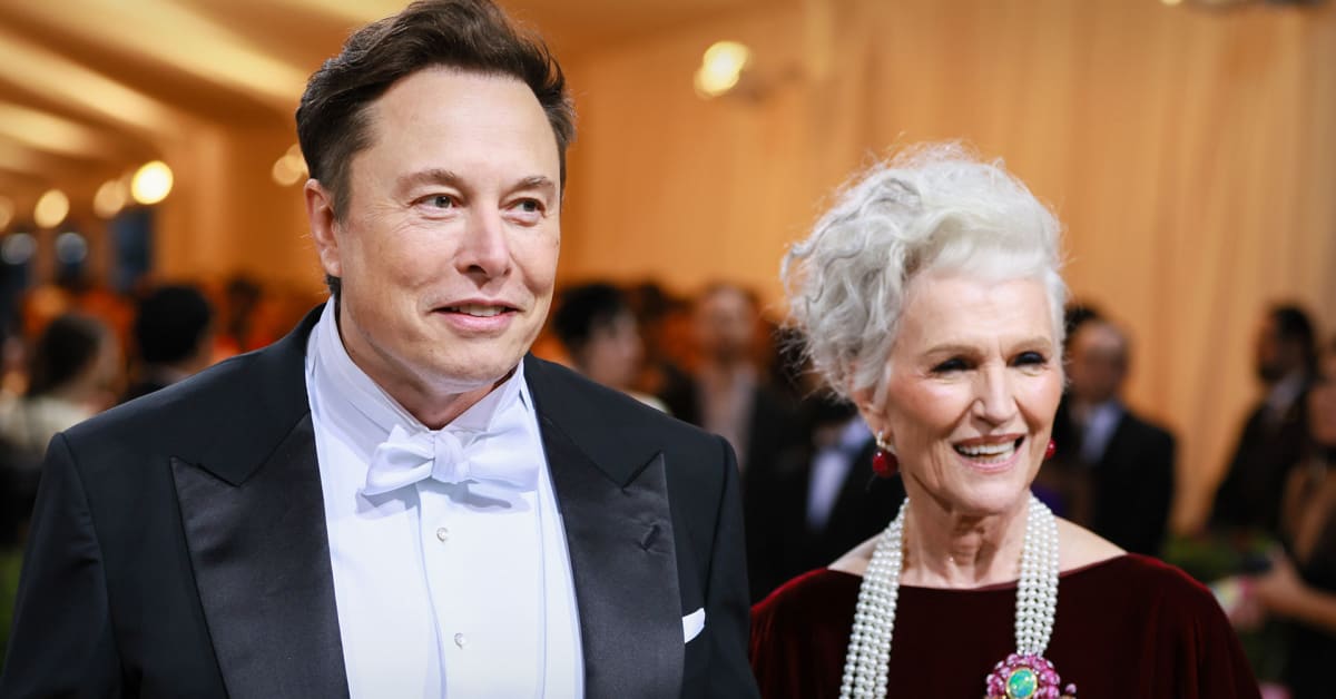 Famed Biographer Reveals Elon Musk's 'Lasting Psychological Scars ...