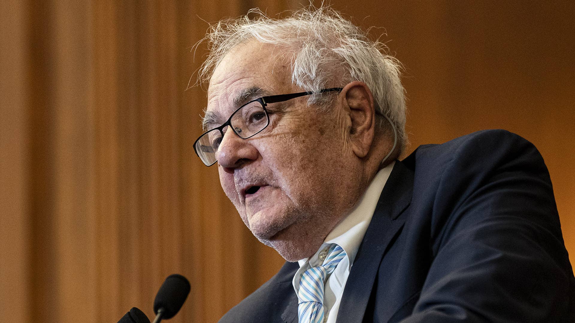 Dodd-Frank Co-Author, a Director of Failed Signature Bank, Touts ...