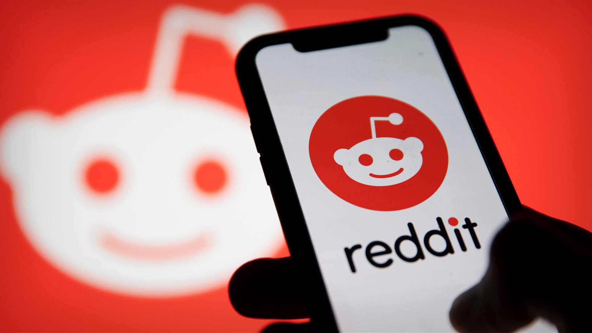 Analysts revamp Reddit stock price target ahead of earnings - TheStreet