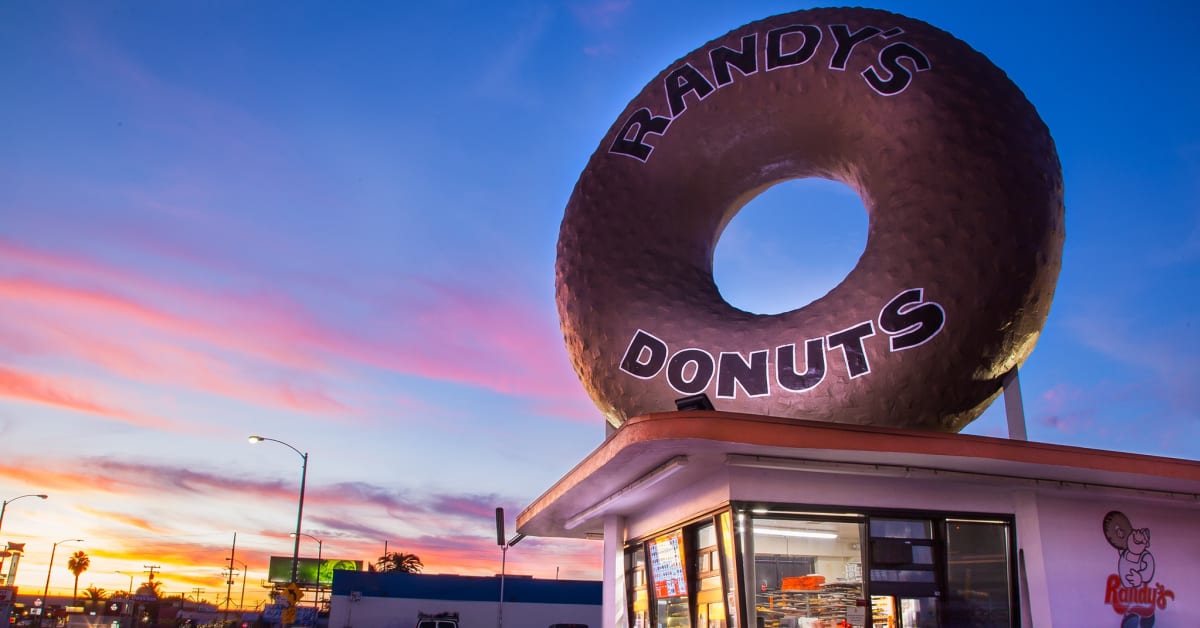 Iconic Donut Giant Expanding to Vegas - TheStreet