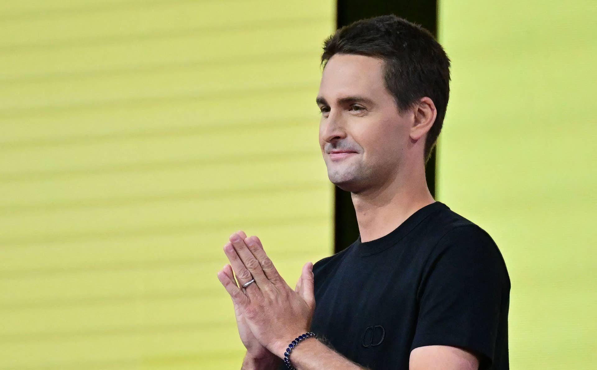 Snapchat CEO takes a jab at rivals in leaked memo - TheStreet