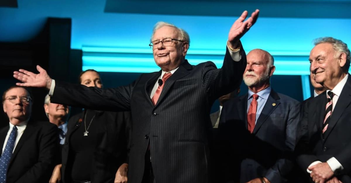 Warren Buffett's latest declaration devastated this one stock - TheStreet
