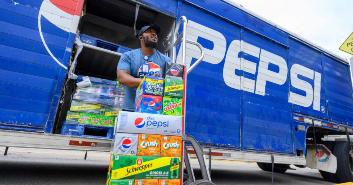 Top investor urges PepsiCo to break up bottling business, spark ...