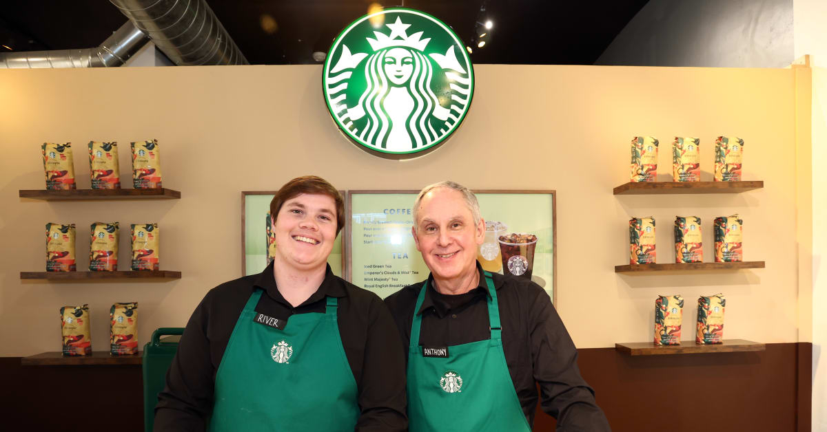 Starbucks manager salaries: Wages, benefits & how to land the job ...