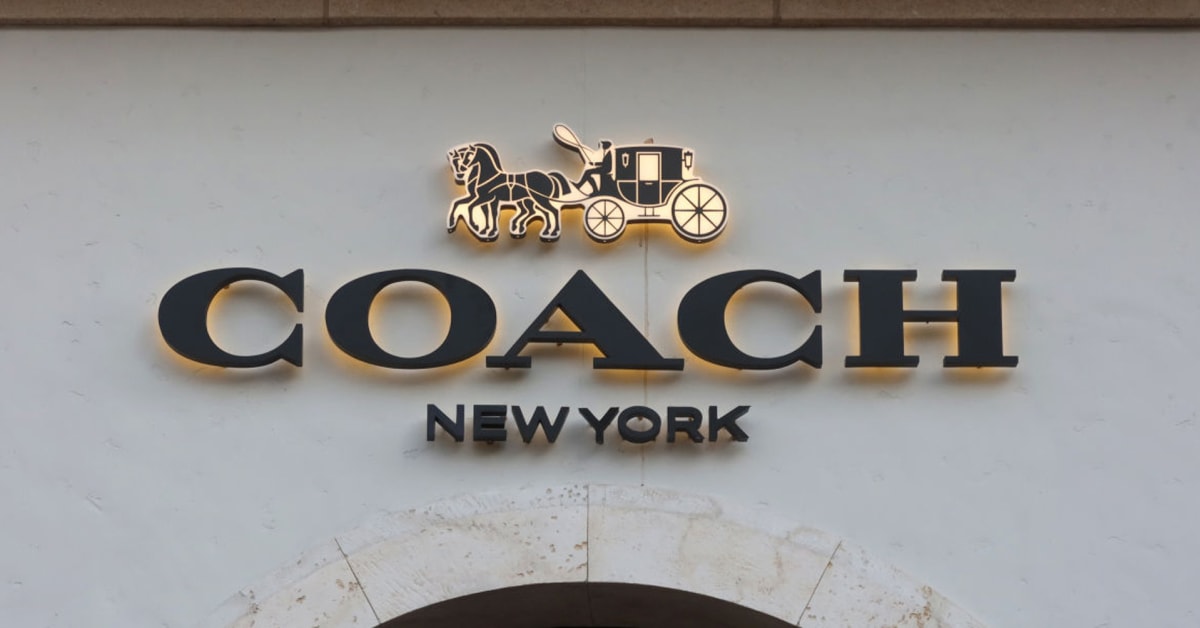Coach Outlet's new clearance bags are up to 70% off - TheStreet
