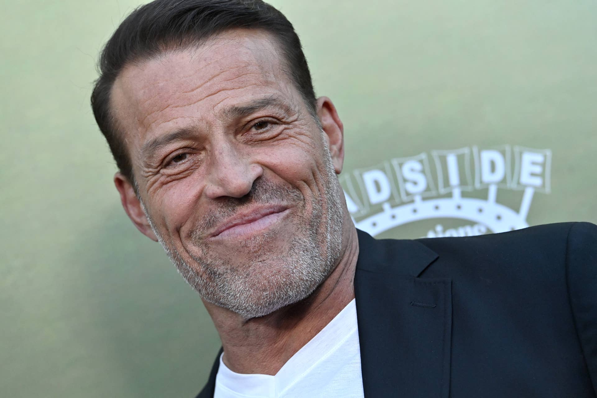 Tony Robbins’ net worth in 2025 as the world's top coach - TheStreet