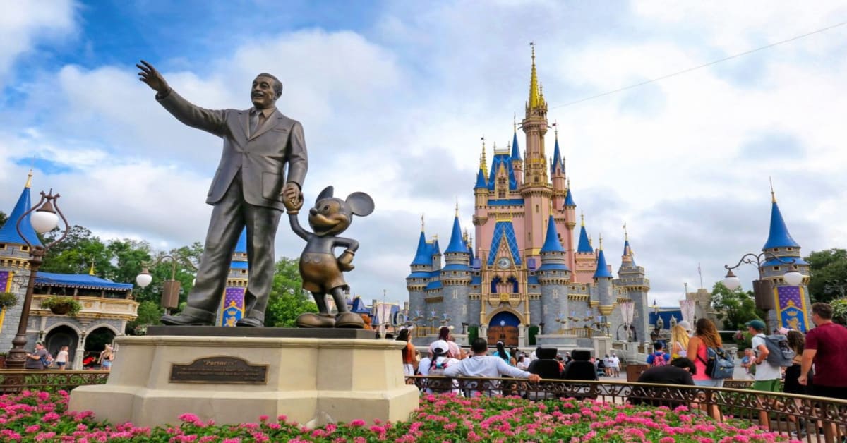 Disney World, Disneyland offer surprise viral clap box experience ...
