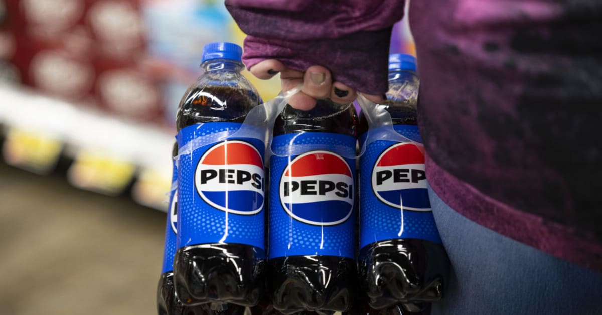 Key Coca-Cola, Pepsi rival embraces new beverage trend - TheStreet