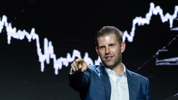 Analyst who predicted $4 for Dogecoin now warns of a massive crash: ‘If ...