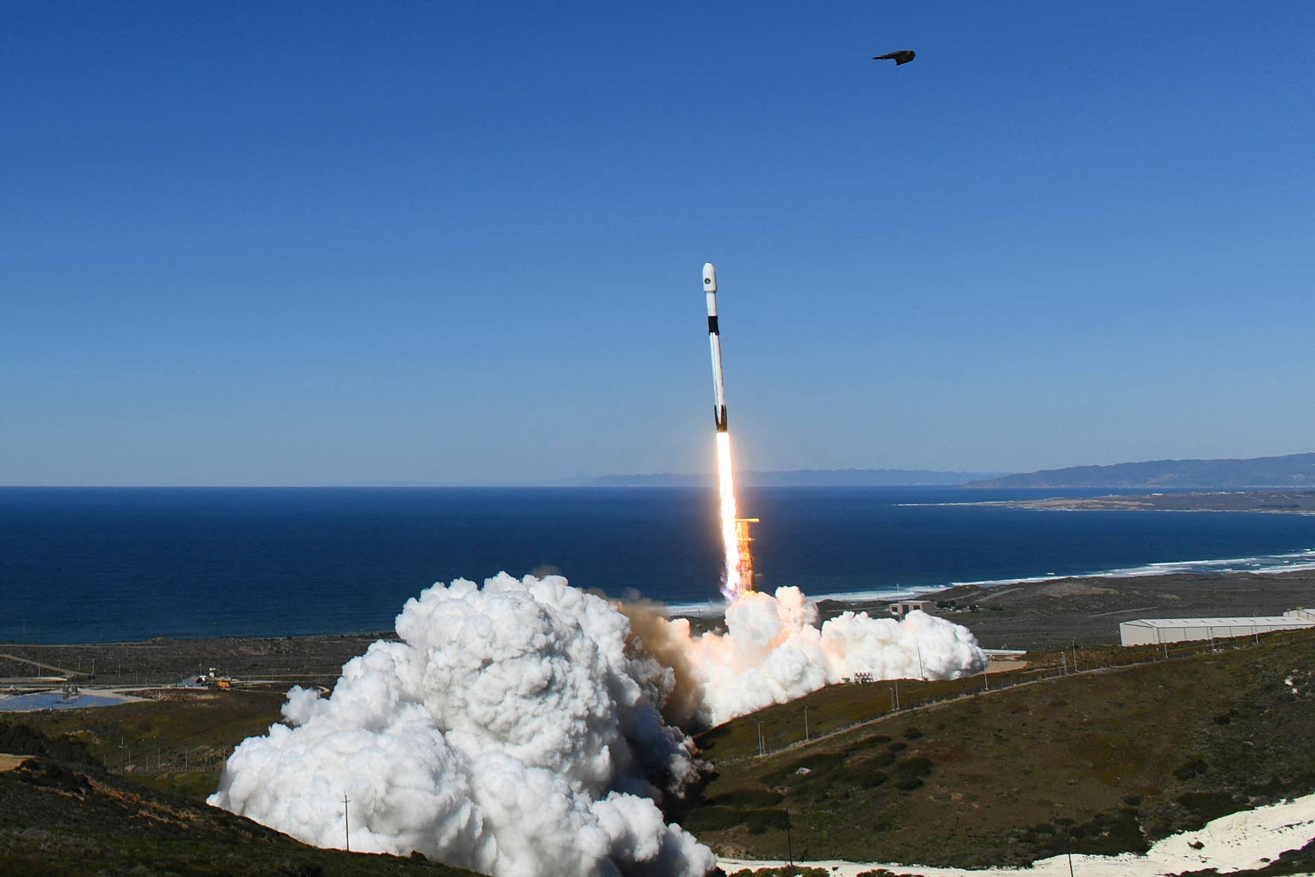 Elon Musk's SpaceX takes a huge new step with Starlink - TheStreet