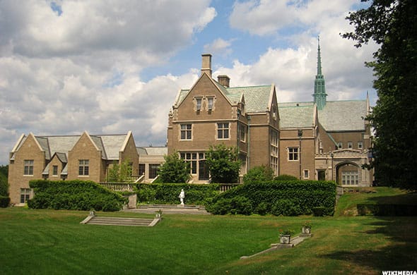 Here Are the 20 Most Expensive Private High Schools in America - TheStreet