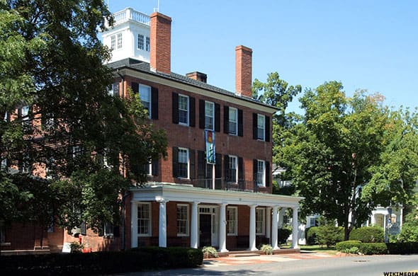 The 25 Most Expensive Private High Schools in America - TheStreet