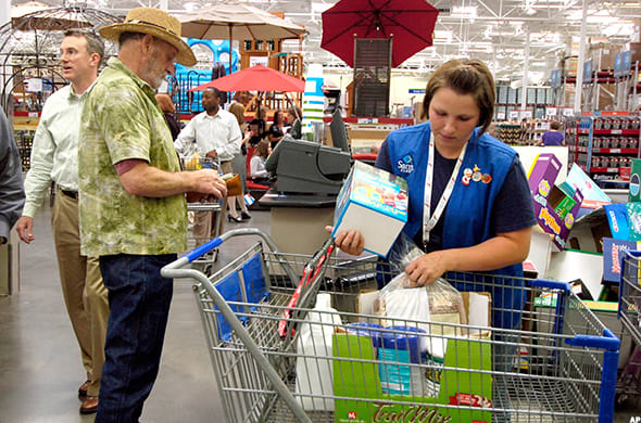 Walmart (WMT) Is Boosting the Pay for More Than 1 Million of Its ...