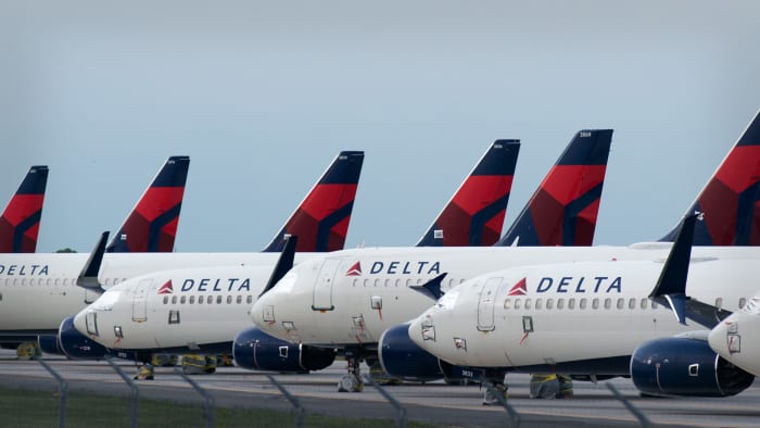 Delta Flight Canceled After Pilot's Arrest Ahead of Scheduled Takeoff ...