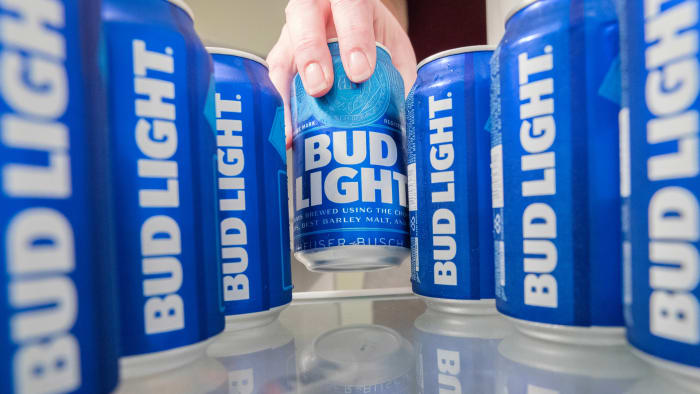 Bud Light has a new plan as boycotts continue after huge scandal ...