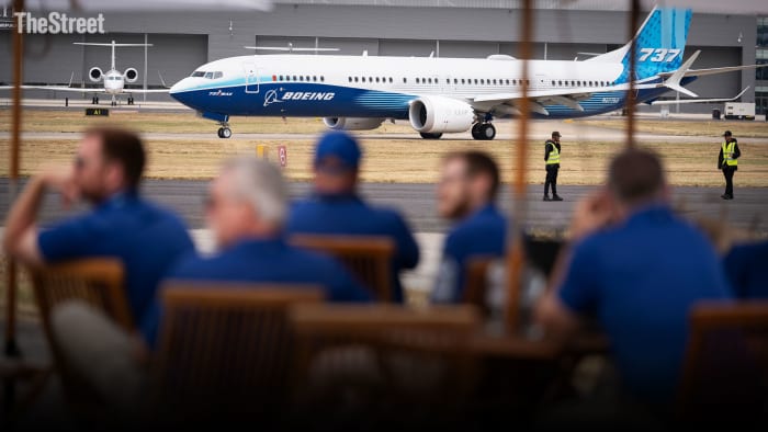 There's Another Problem With Boeing's 737 Max (Here's What's Wrong ...
