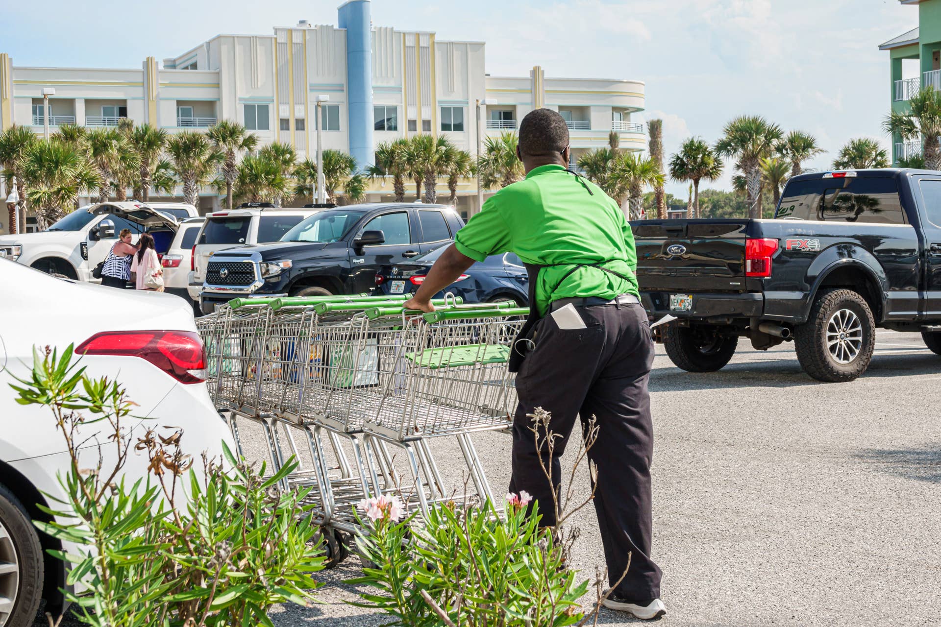 Publix takes on Wegmans, Whole Foods, in key category customers will ...
