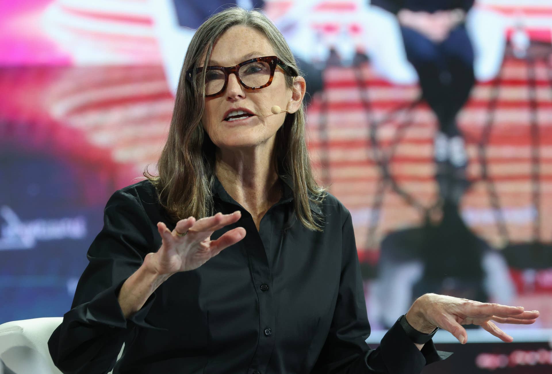 Cathie Wood links Binance with October flash crash - TheStreet Crypto ...