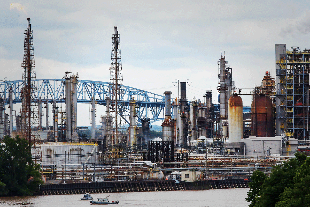 Philadelphia Refinery to Shut Down After Devastating Explosion and Fire ...