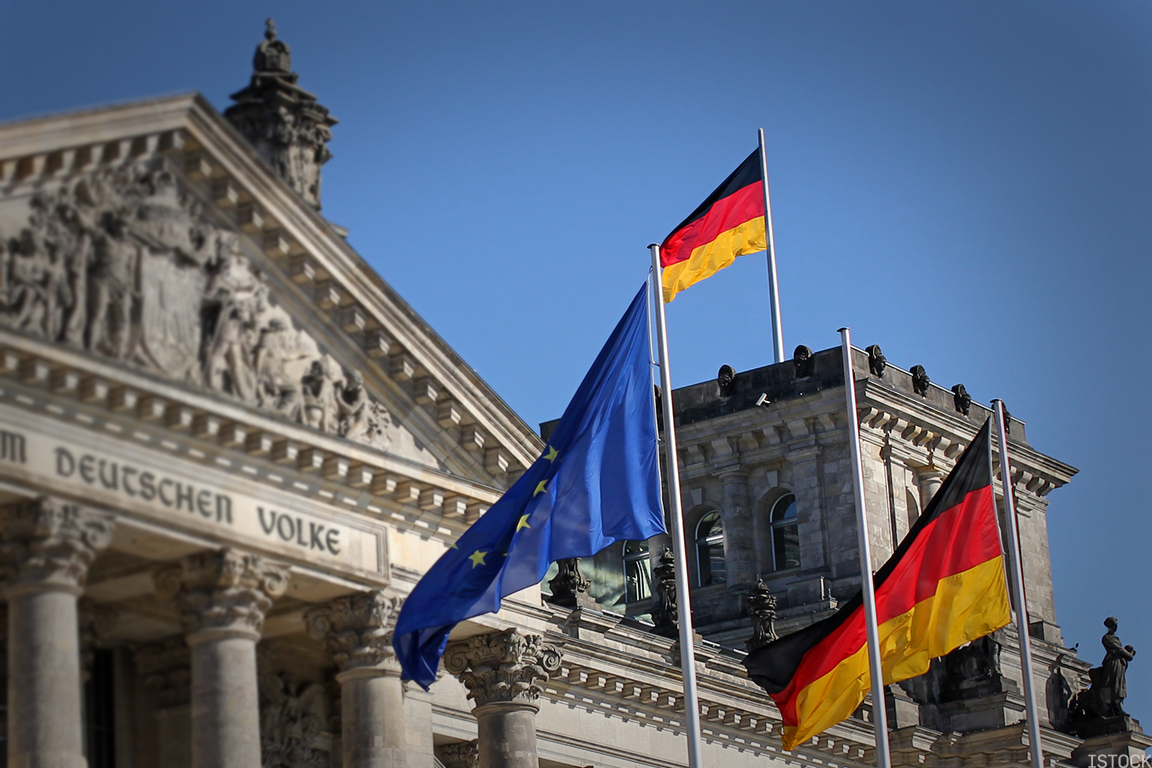 German Growth Slows To Five-Year Low as Trade War Bites Europe's ...