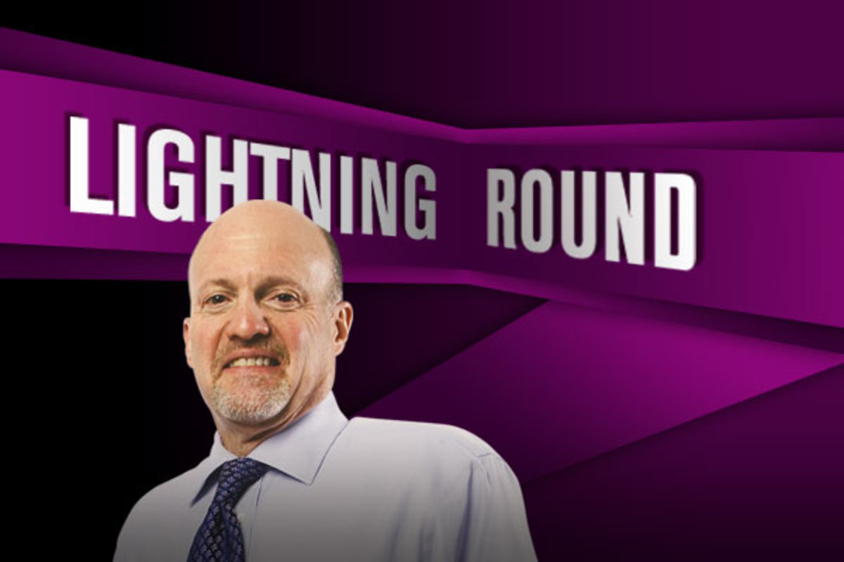 Altaba, Lloyds Bank, JPMorgan Chase: 'Mad Money' Lightning Round ...