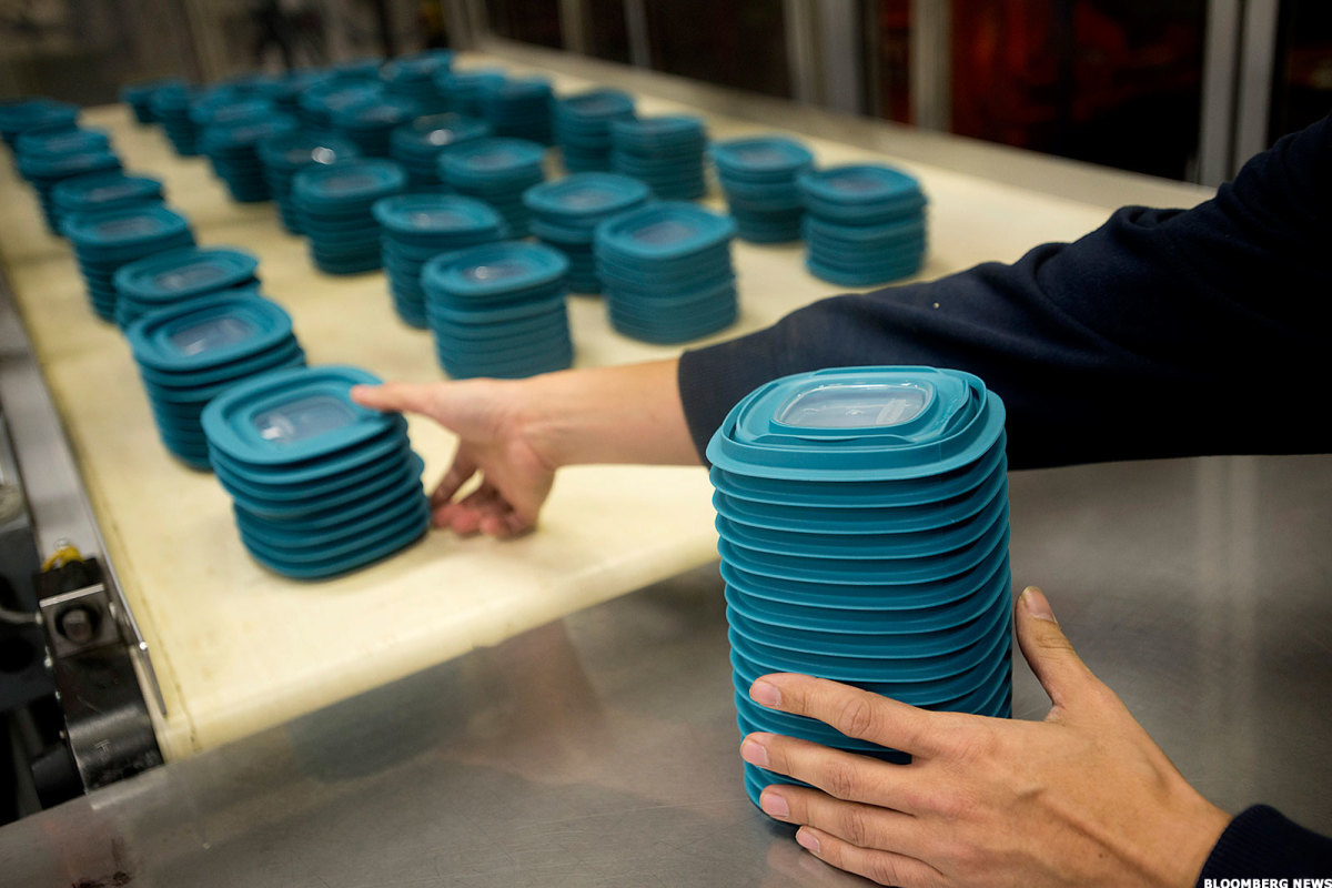 Rubbermaid Food Storage Bowl Maker Sees Stock Price Smashed 22% in 3 ...
