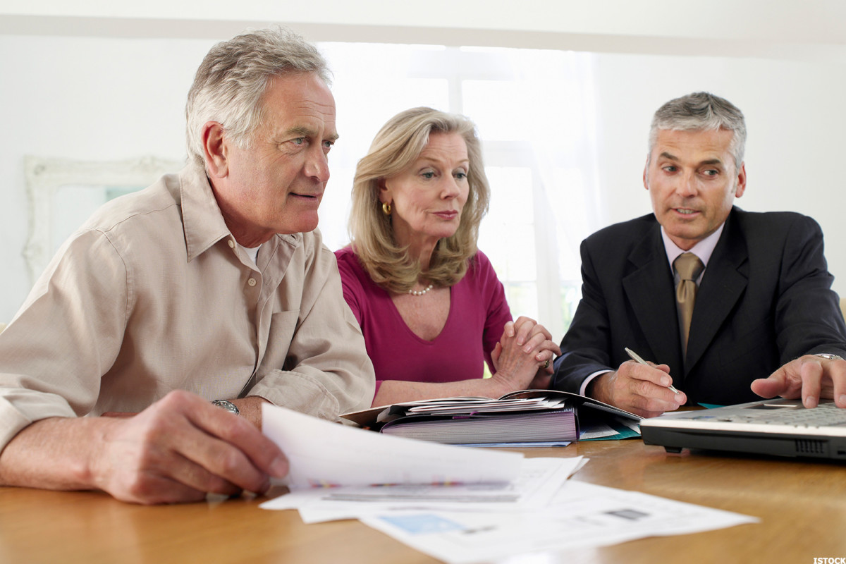 What Is a Fiduciary and What Are Their Responsibilities? - TheStreet