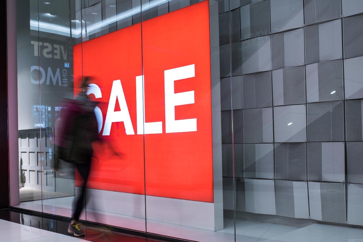 Warning Signs for Retail Apparel Are Mounting - TheStreet