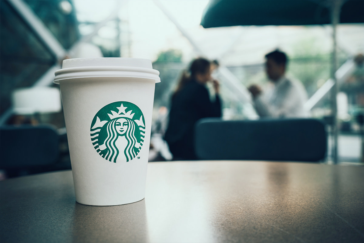 Starbucks Is Now a Turnaround Story -- Here's How Management Did It ...