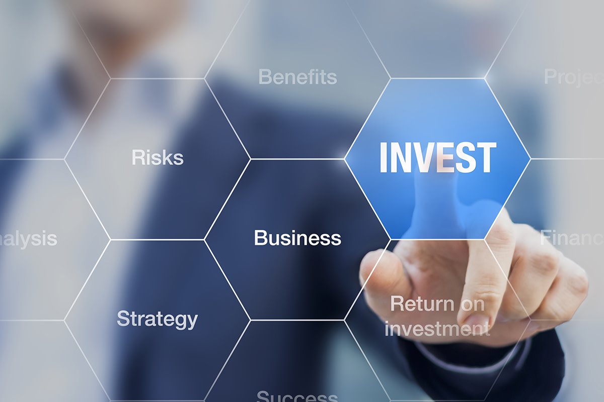 Looking to Invest Long-Term? Here's How Investors Should Approach the ...