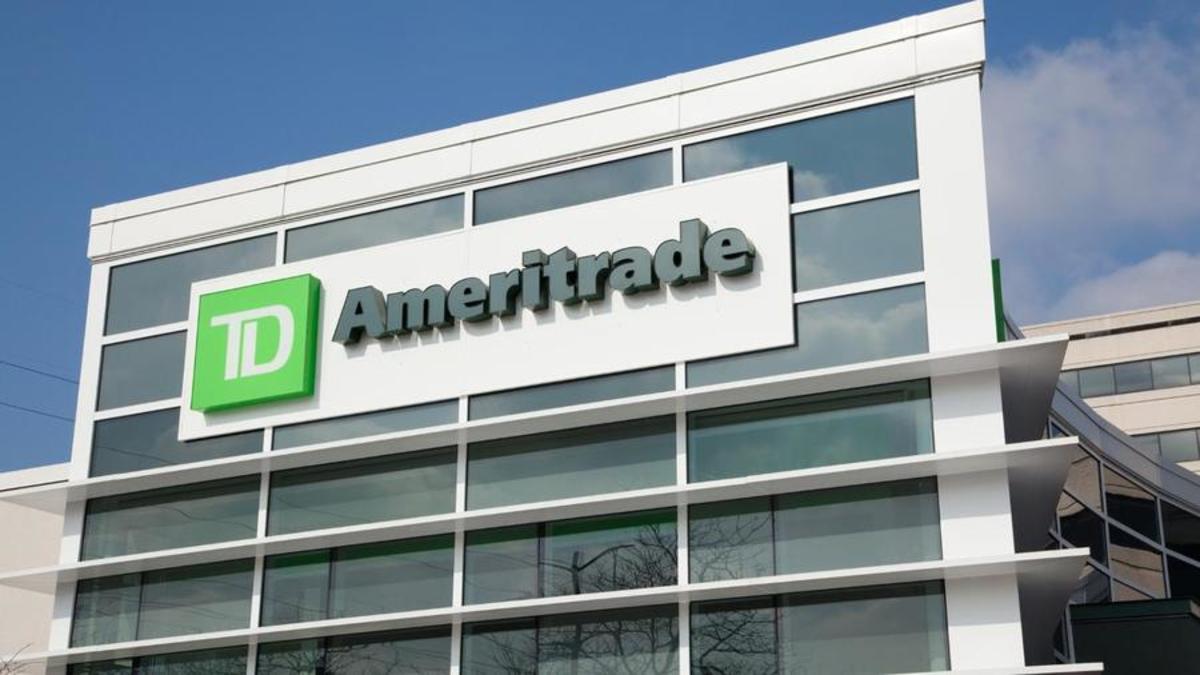TD Ameritrade CEO Breaks Down Earnings and 2019 Outlook (AMTD) - video ...