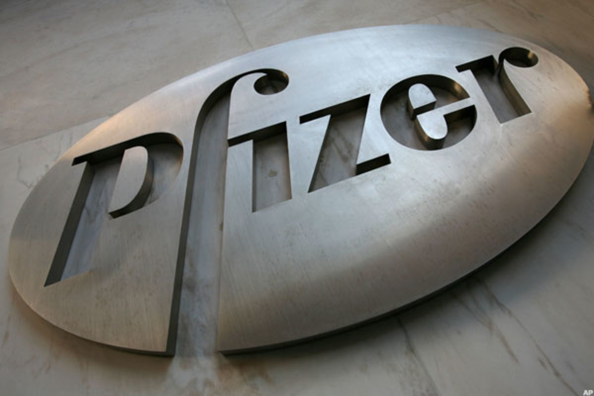 Stock Market Today With Jim Cramer: Buy Pfizer Over Moderna - TheStreet