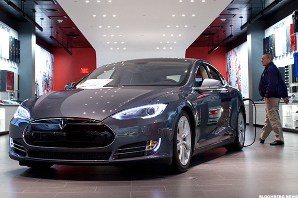 Here's What It Looks Like Inside Tesla's Massive Factory - TheStreet