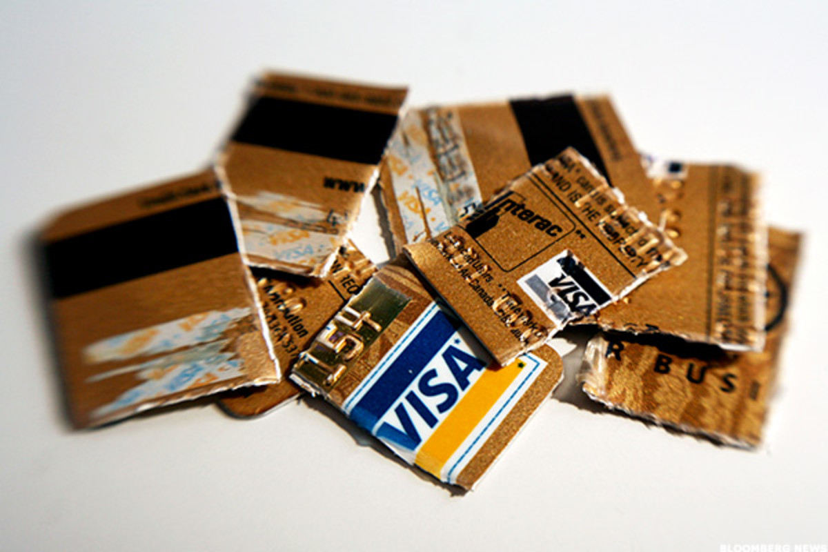 5 Common-Sense Tips to Help Avoid Credit Card Fraud, ID Theft - TheStreet