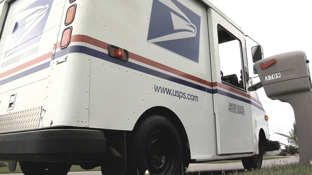 US Postal Service Posts $4.5 Billion Q2 Loss, Seeks Funding - TheStreet